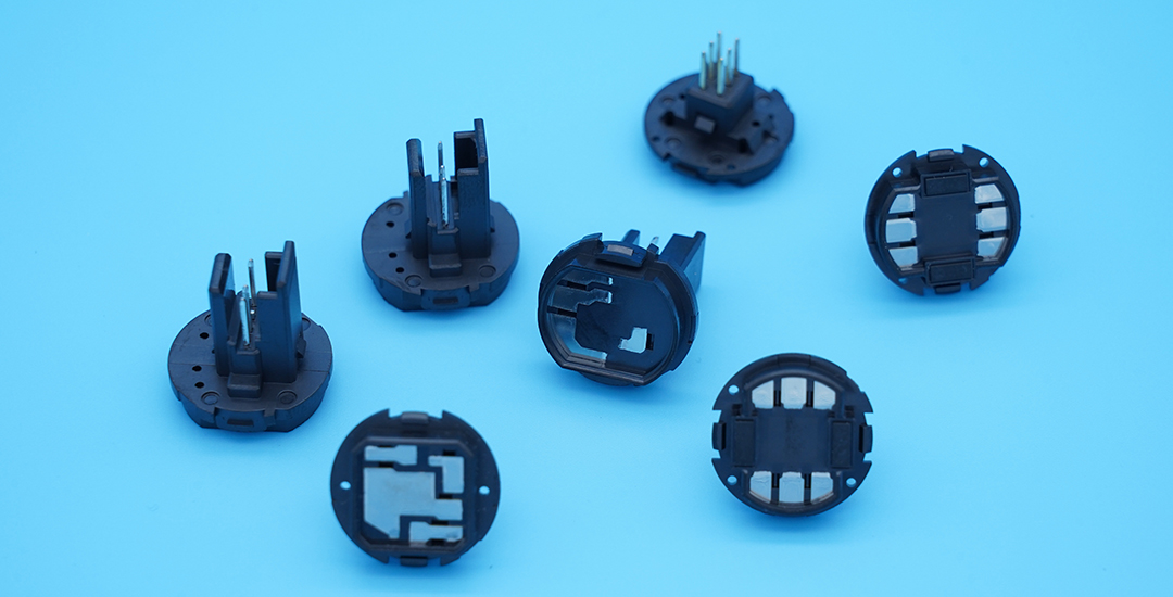 Fuji Electronics Industries Co., Ltd | Holder for light sensor